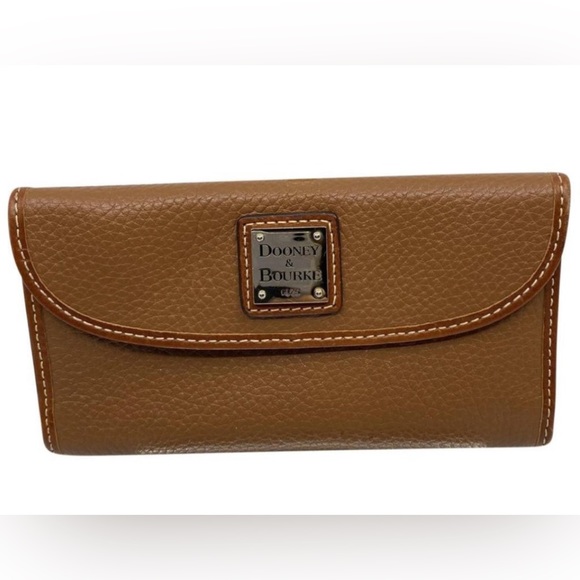 Dooney & Bourke | Bags | Dooney Bourke Wallet | Poshmark
